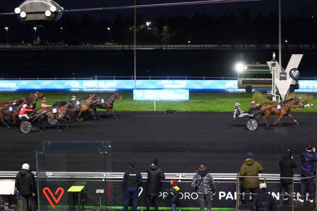 La photo de l'arrivée du PRIX ELMA course PMU du Mardi 27 janvier 2026 ...