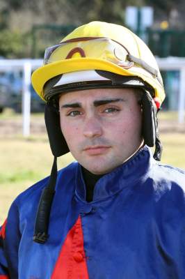 Pronostic gratuit du PRIX ANDRE GIRARD - 7 janv. 2025 par Canalturf