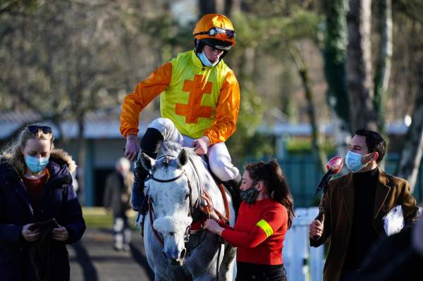 Prix Equidia - Prix Auguste de Castelbajac, mardi à Pau. CALINIGHT dans ...