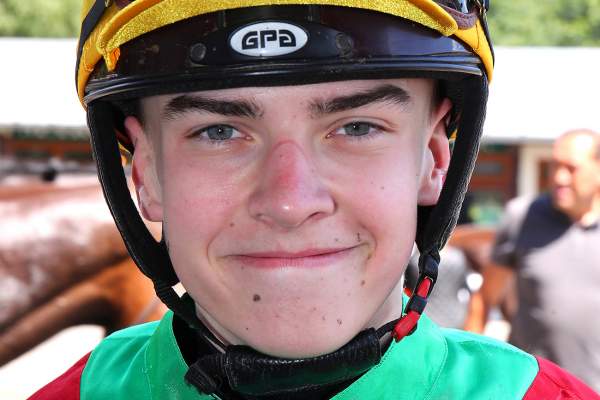 L. WOLFF - La fiche du Jockey sur les 12 derniers mois - CANALTURF