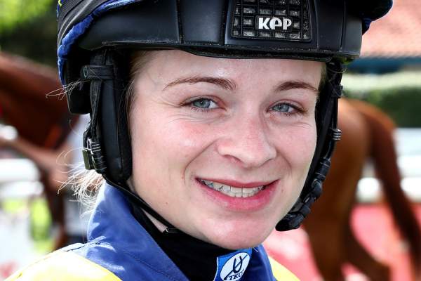 MLLE M. ROMARY - La fiche du Jockey sur les 12 derniers mois - CANALTURF